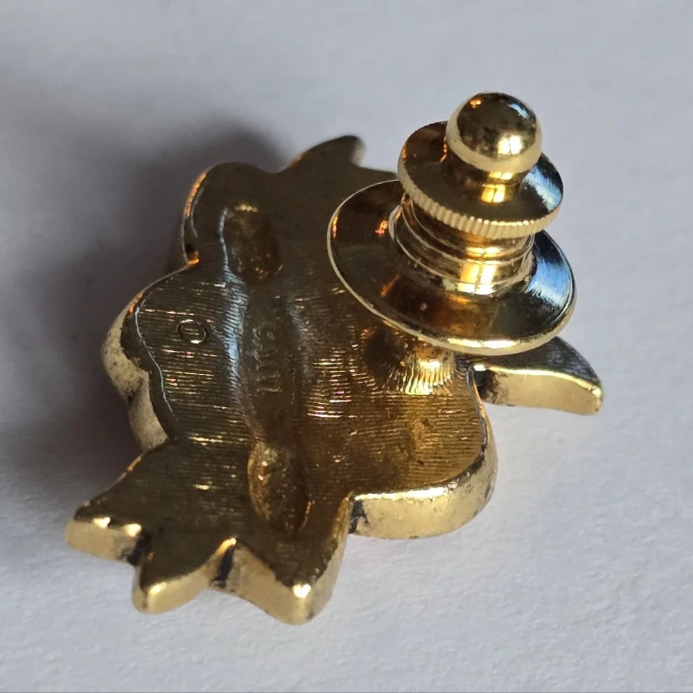 Avon | Jewelry | Teacher Pin Red Apple Gold Tone By Avon Teach Teaching ...